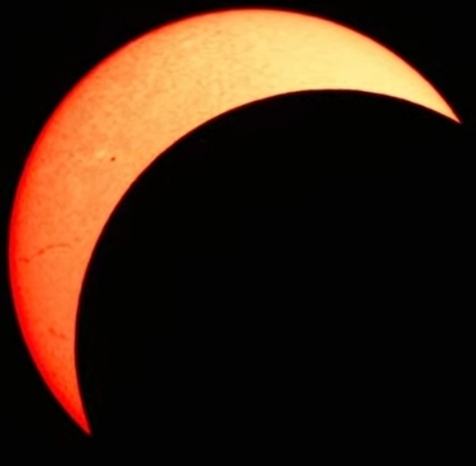 Éclipse solaire du 8 avril 2024 | CHUK 107,3 Mashteuiatsh